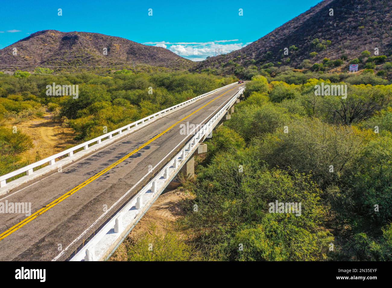 Visa puente hi-res stock photography and images - Alamy