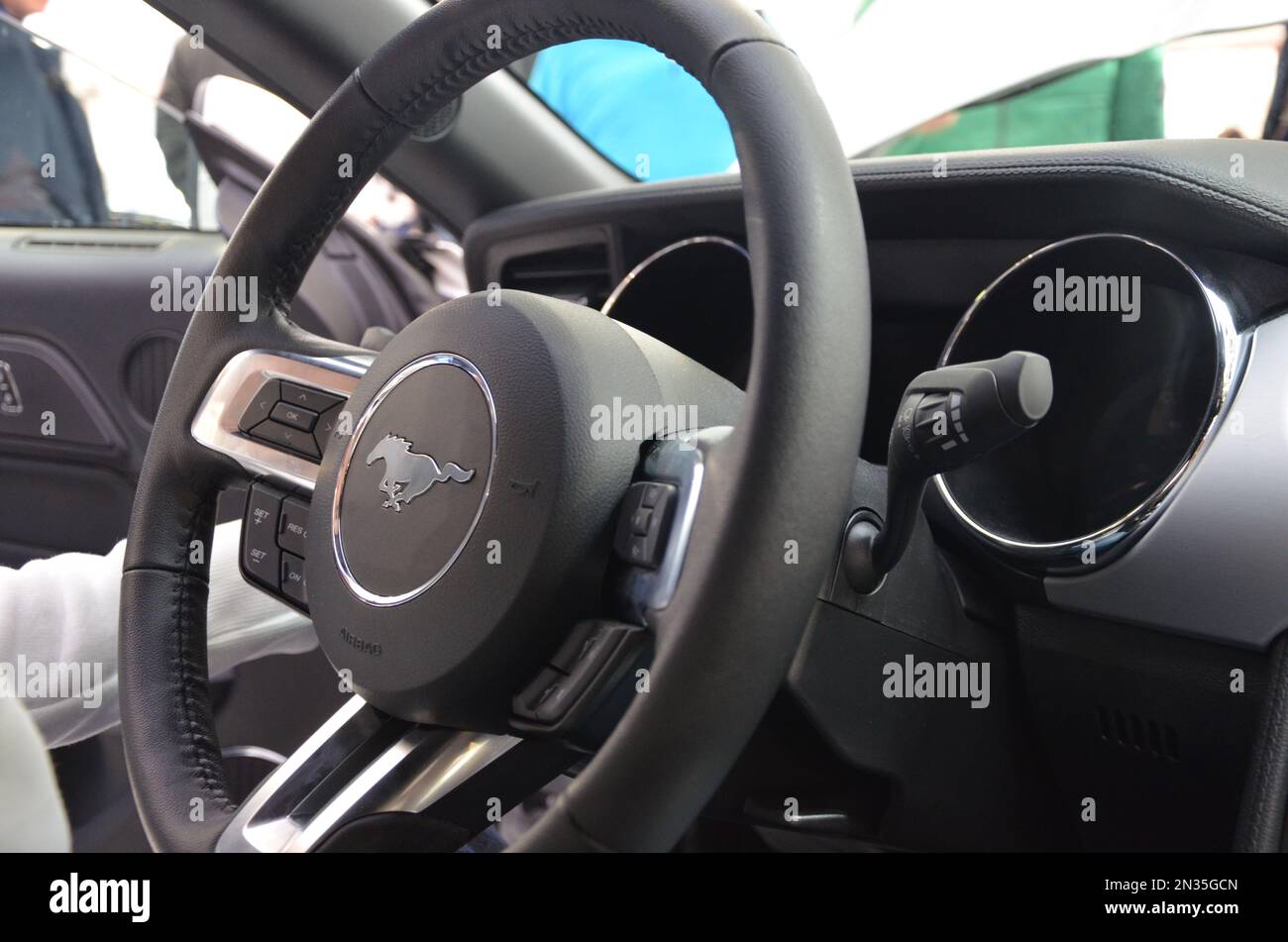 steering wheel of a ford mustang Stock Photo - Alamy