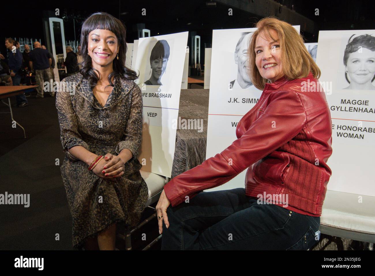Sufe Bradshaw, left and Kathy Connell at the SAG Awards behind the ...