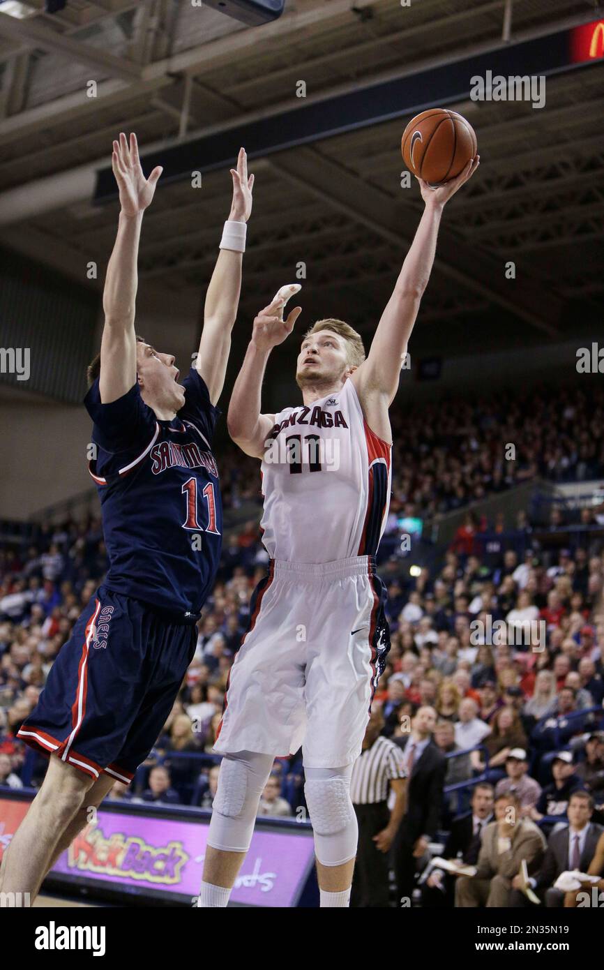 Gonzaga's Domantas Sabonis, right, takes a shot against Saint Mary's ...