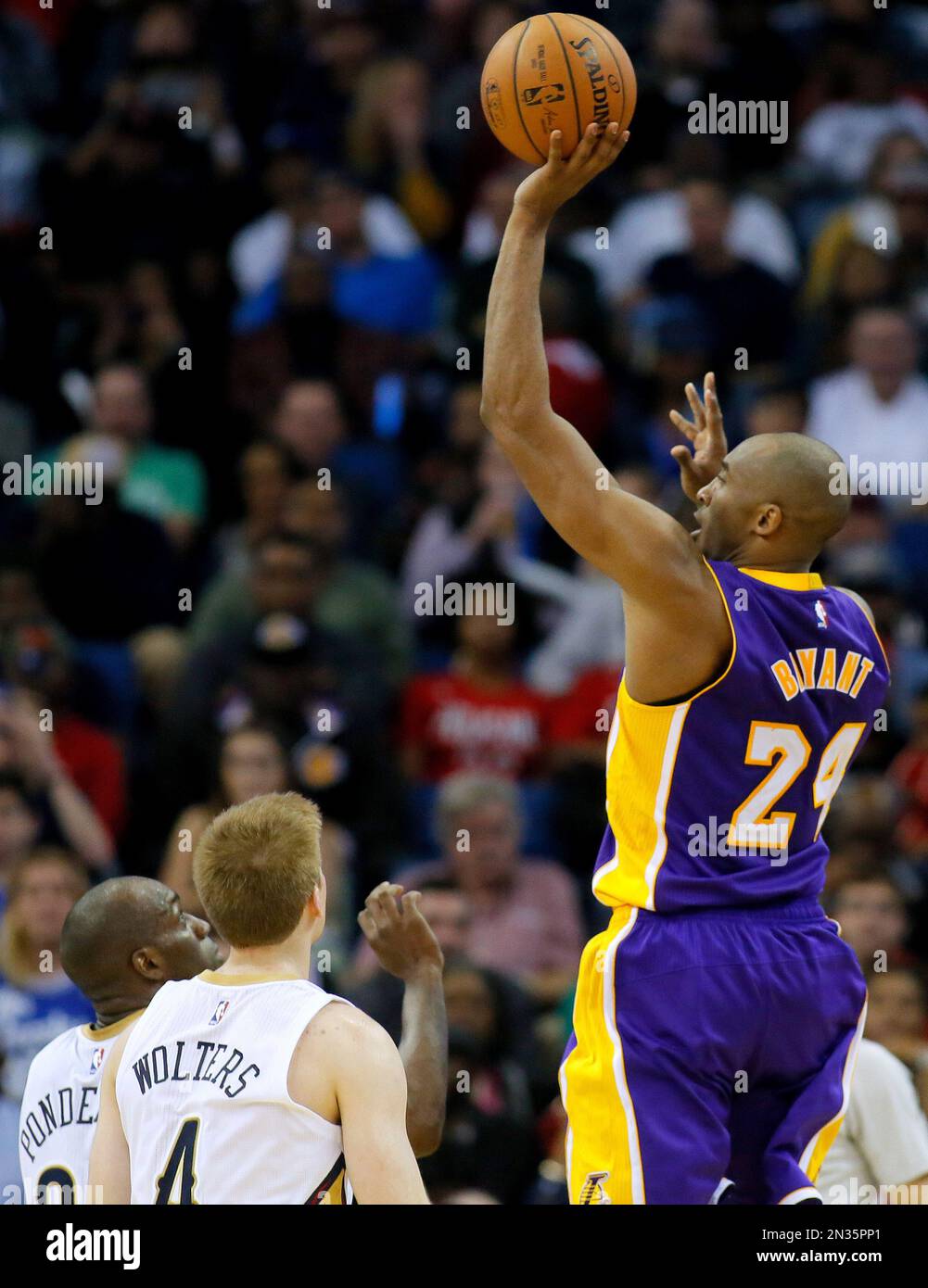 In this Wednesday, Jan. 21, 2015, photo, Los Angeles Lakers guard Kobe ...