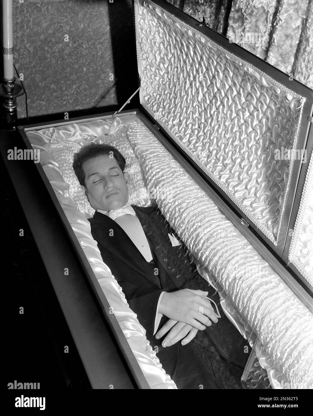 The body of Puerto Rican Nationalist Griselio Torresola lies in the A.R ...