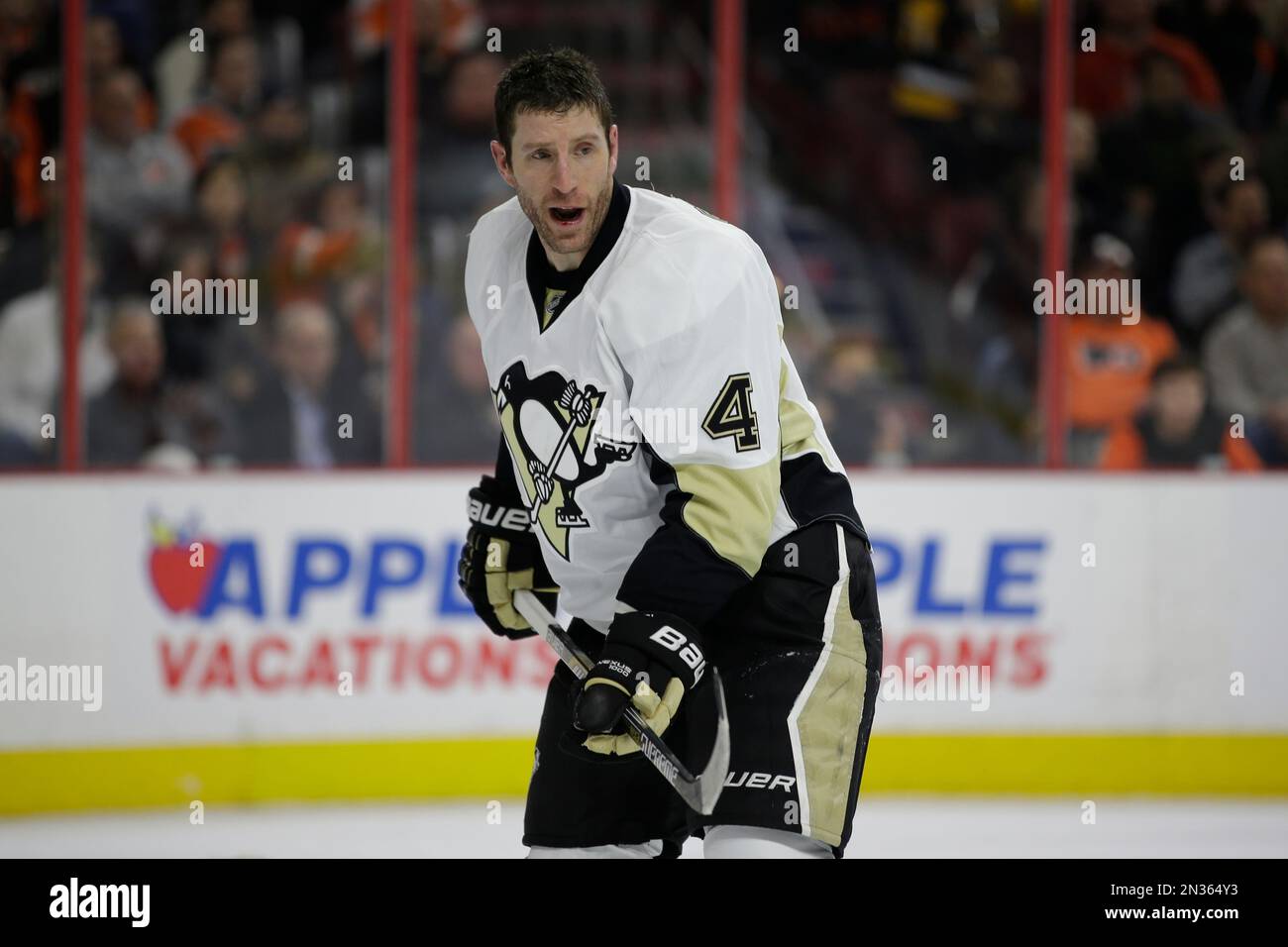 Pittsburgh Penguins' Rob Scuderi in action during an NHL hockey game ...