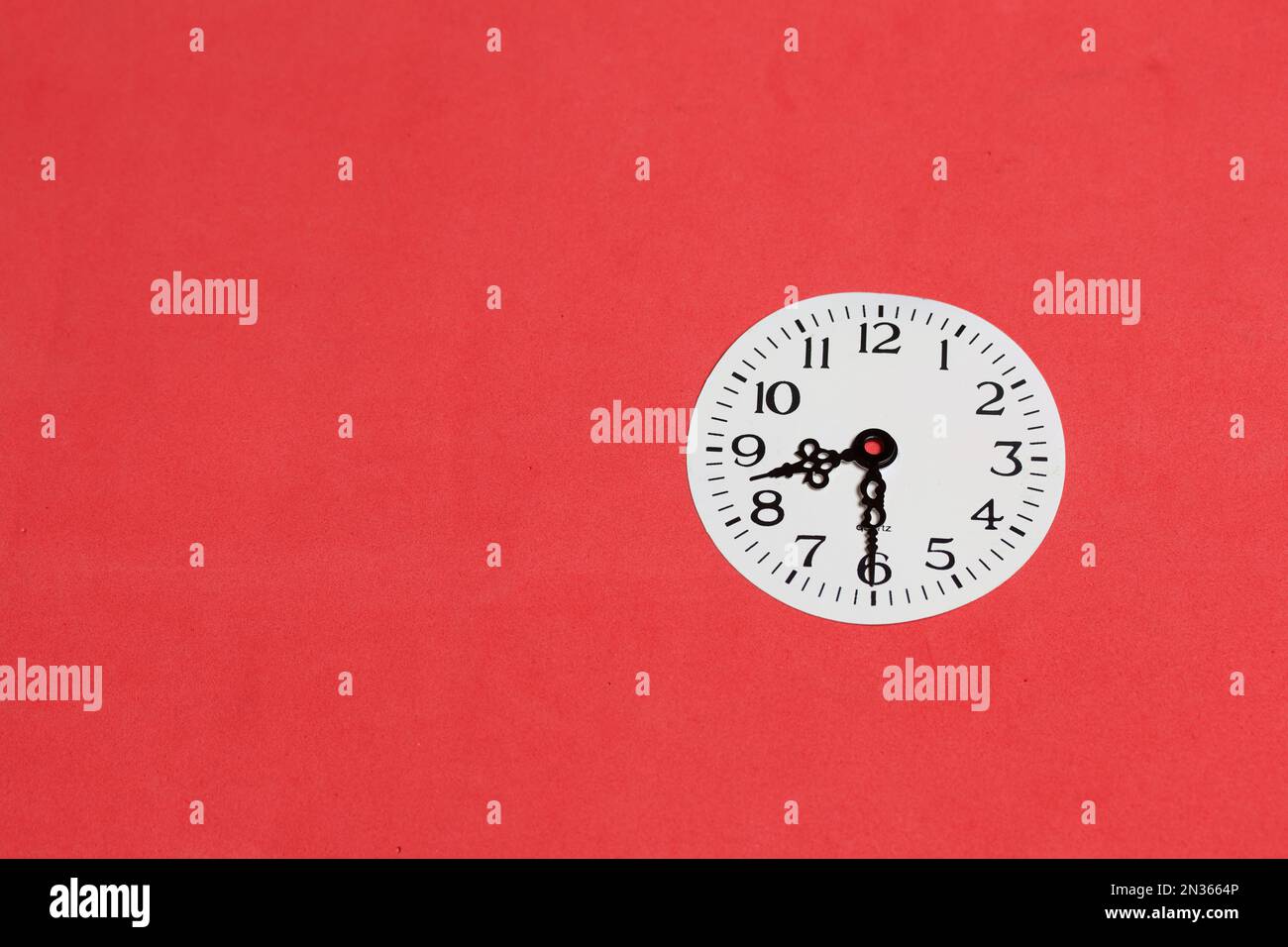 Clock face with arrows at 20:30 with space for text. Global ecology ...