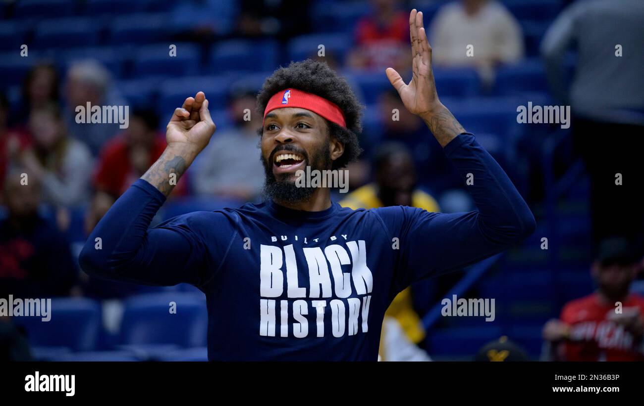New Orleans Pelicans forward Naji Marshall (8) warms up before an NBA ...