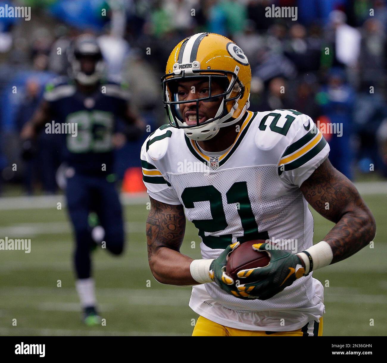 Green Bay Packers' Ha Ha Clinton-Dix (21) grins after intercepting a ...