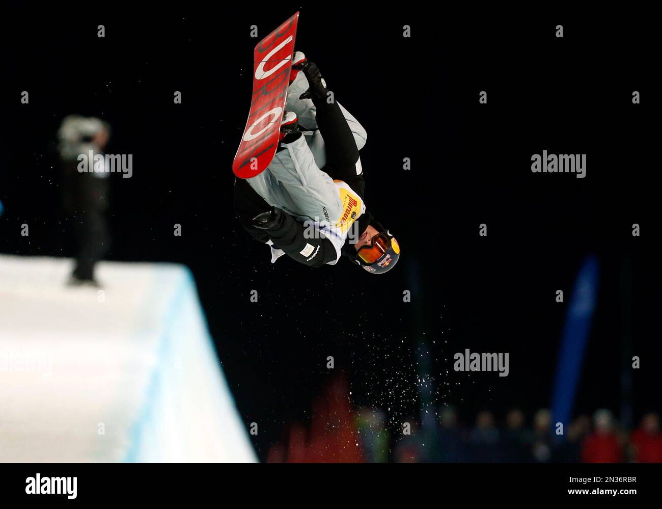 Australia's Scotty James competes to win the snowboard half pipe final ...