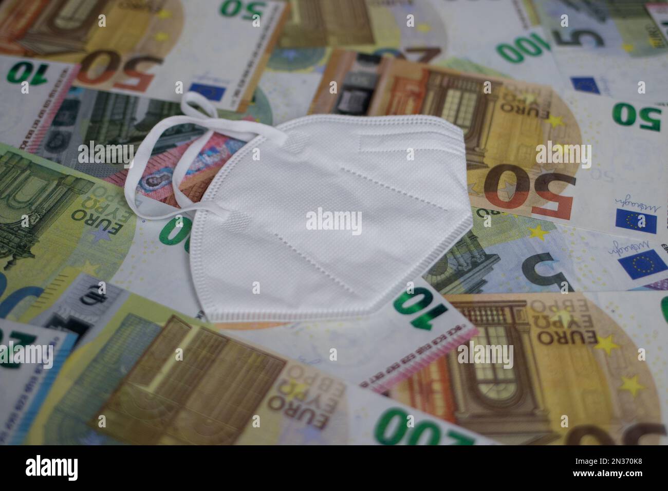 Euro face hi-res stock photography and images - Alamy