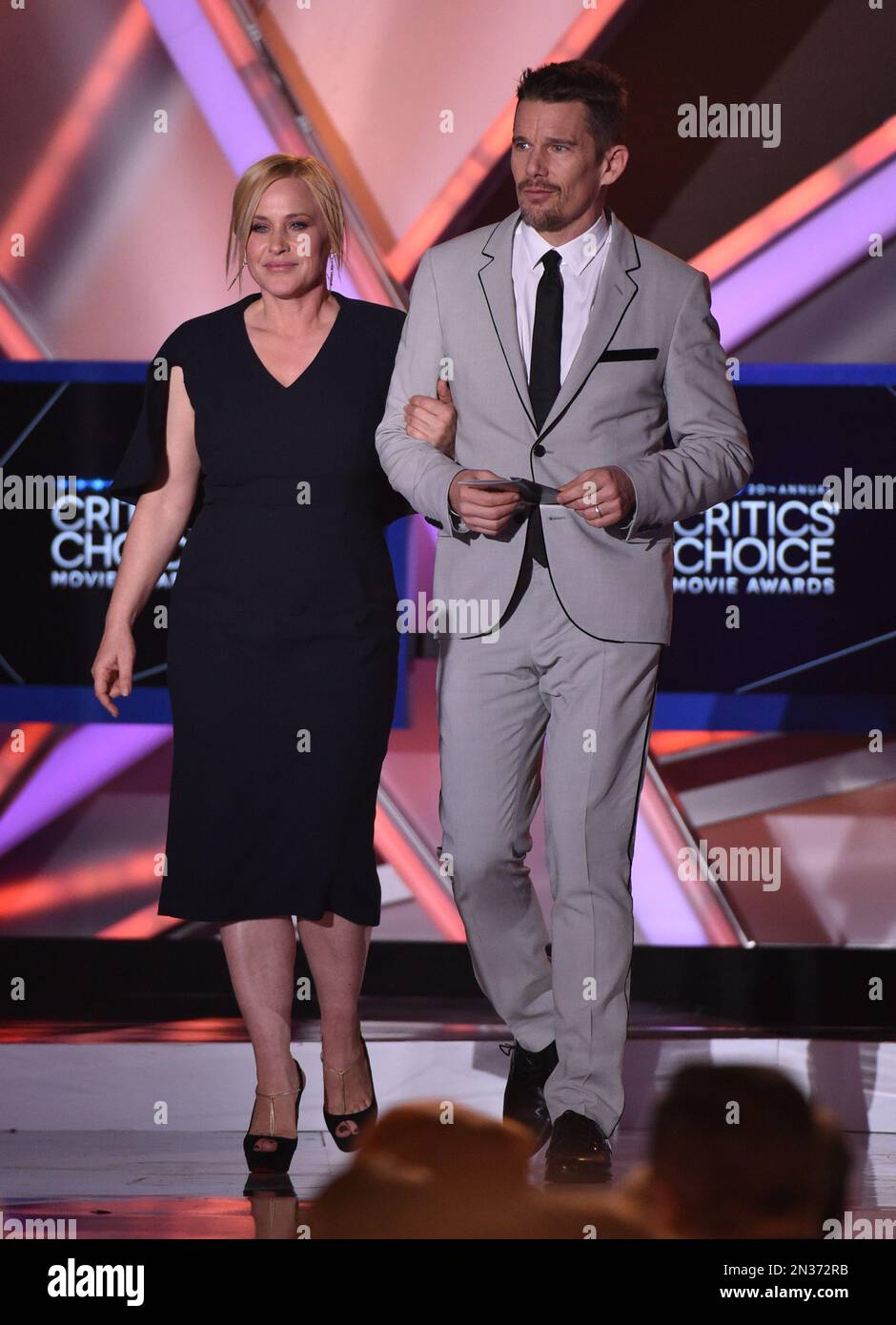 Patricia Arquette, left, and Ethan Hawke present the best comedy award ...