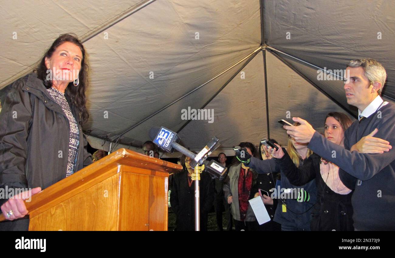 Cecilia McAdams addresses reporters outside Florida State Prison after ...