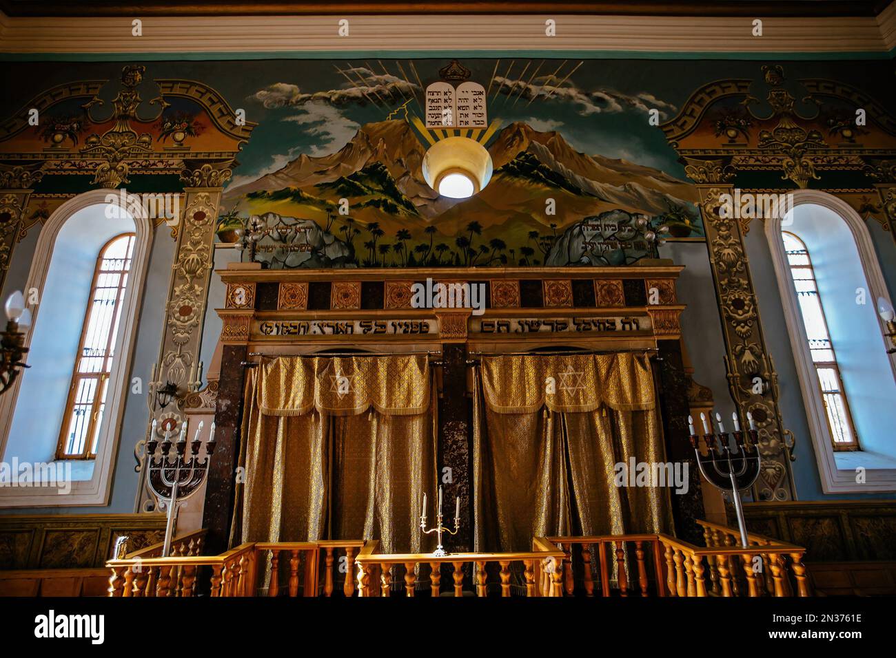 Interior old synagogue torah ark hi-res stock photography and images ...