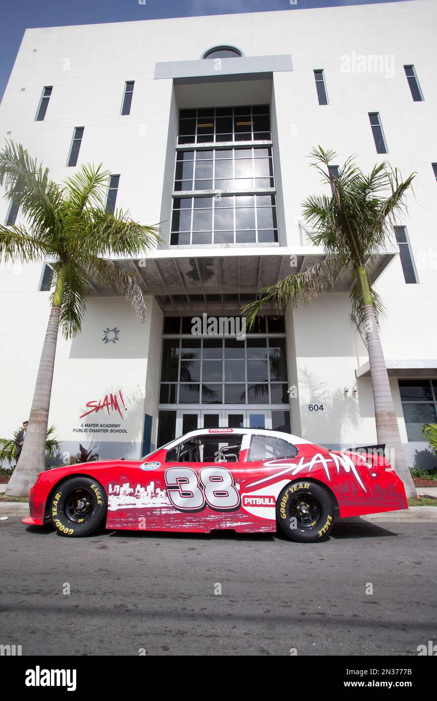 A NASCAR Nationwide Series race car emblazoned with the skyline of ...