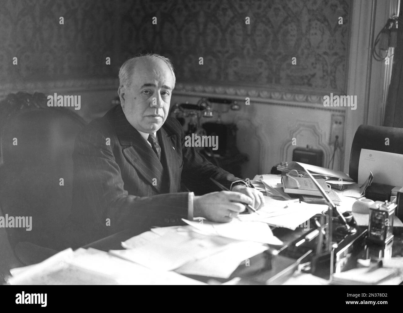 Prime Minister Manuel Azana busy at his desk at the Cabinet ...