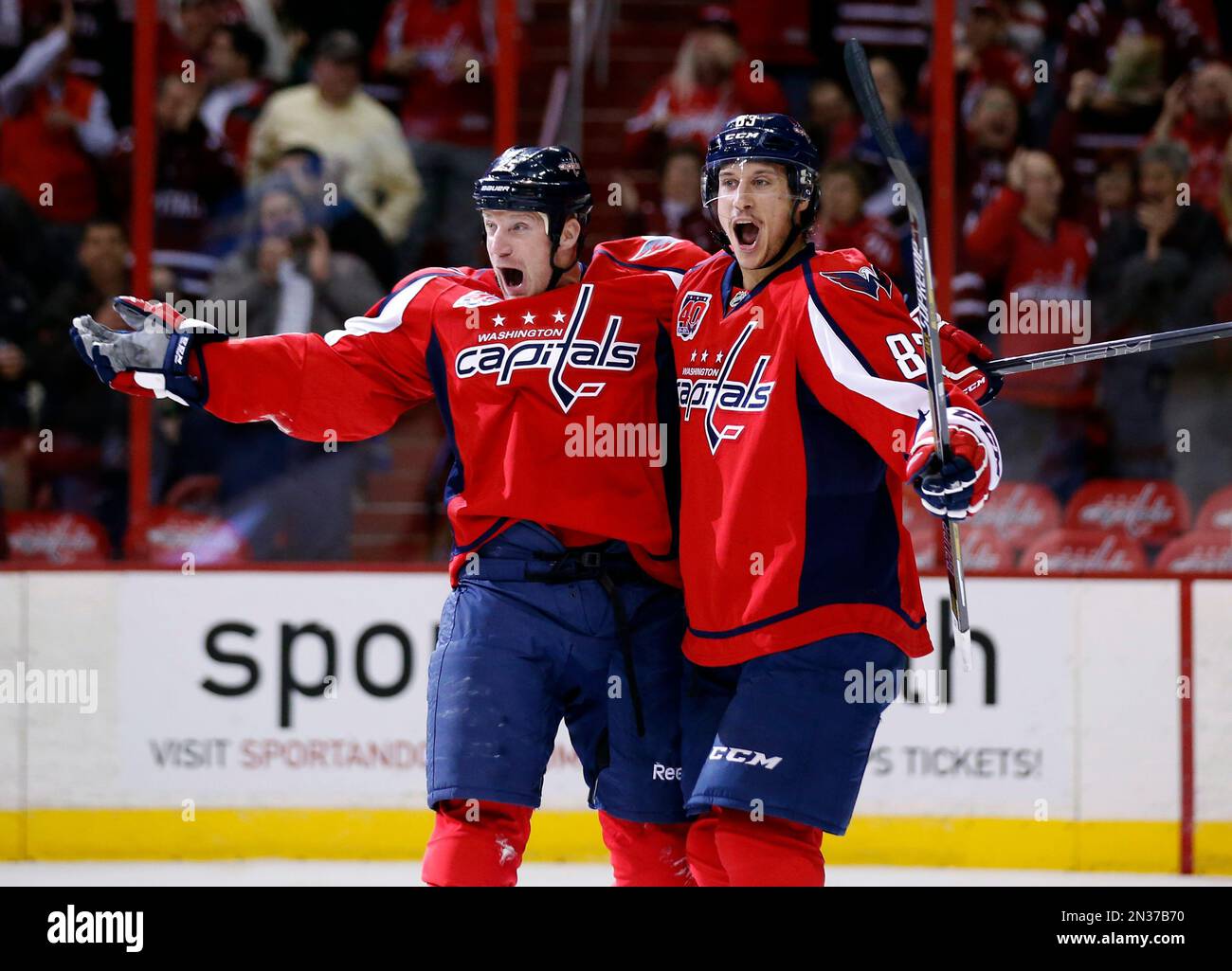 Washington Capitals left wing Jason Chimera, left, and center Jay ...