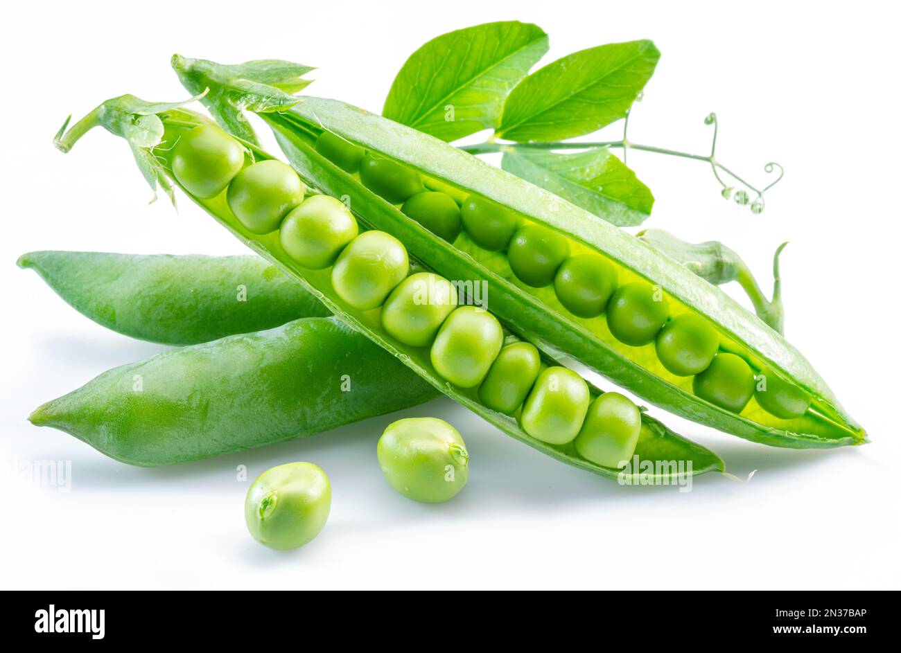 Perfect green peas in pod isolated on white background Stock Photo - Alamy