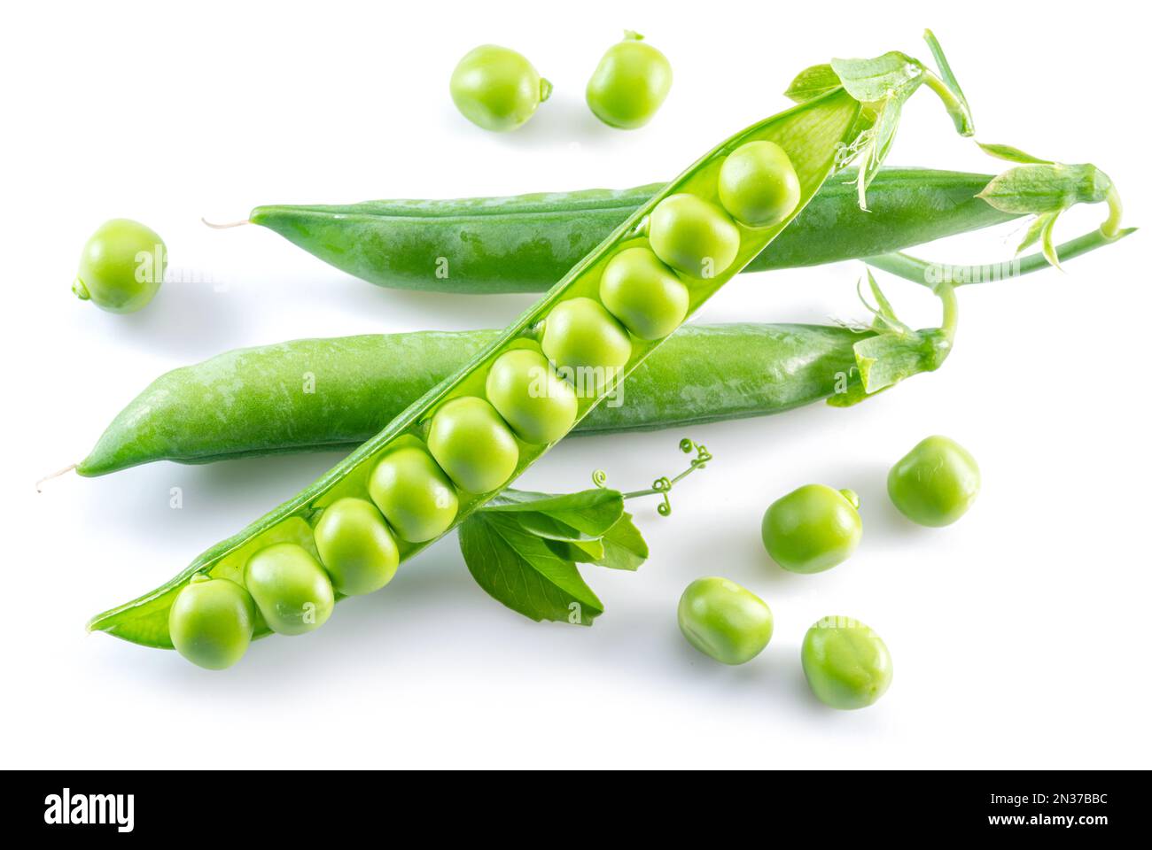 Perfect green peas in pod isolated on white background Stock Photo - Alamy