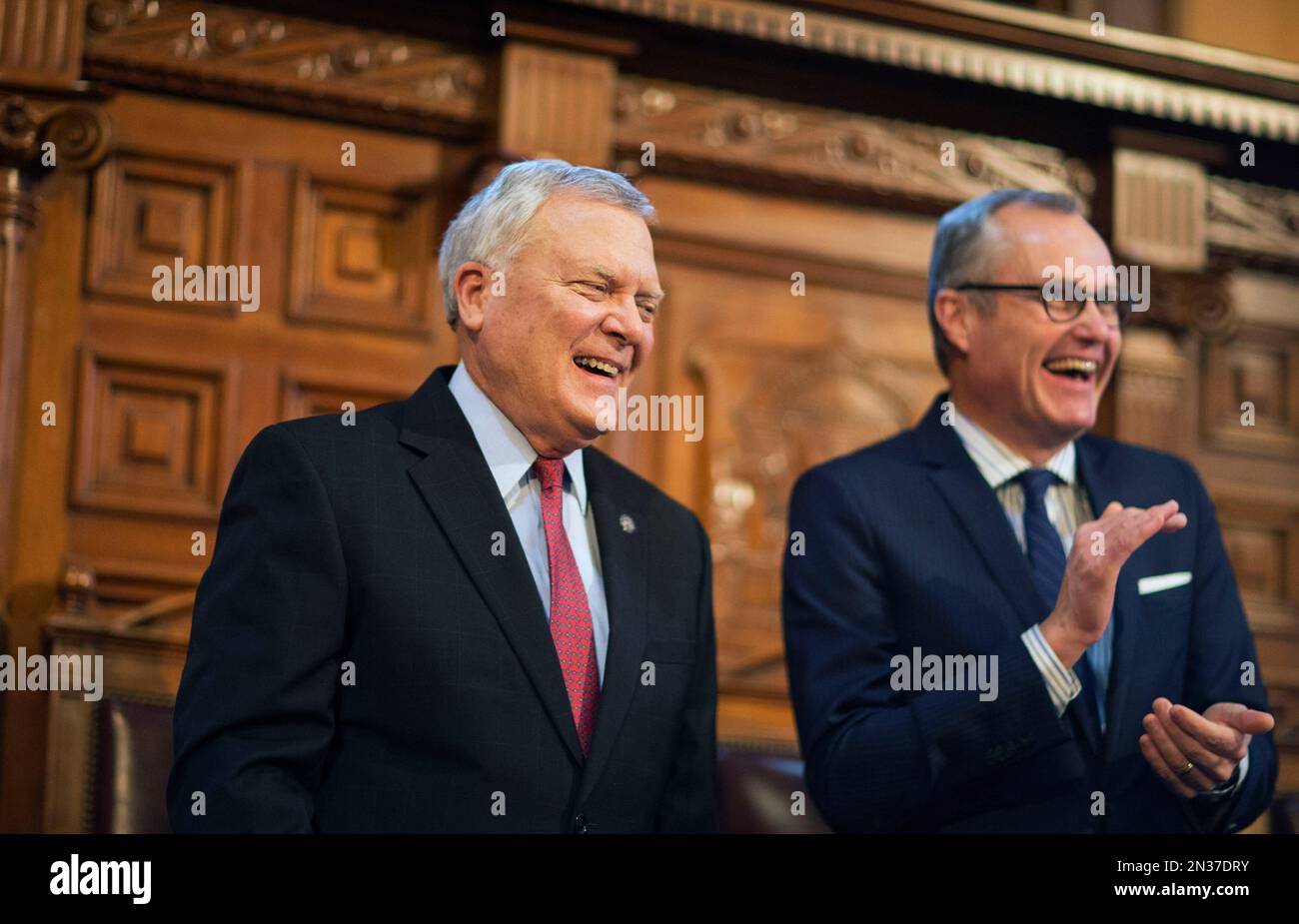 Georgia Gov. Nathan Deal, left, stands with Lt. Gov. Casey Cagle before ...