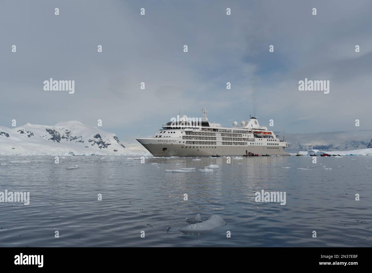 cruise ship in Antarctica Stock Photo - Alamy