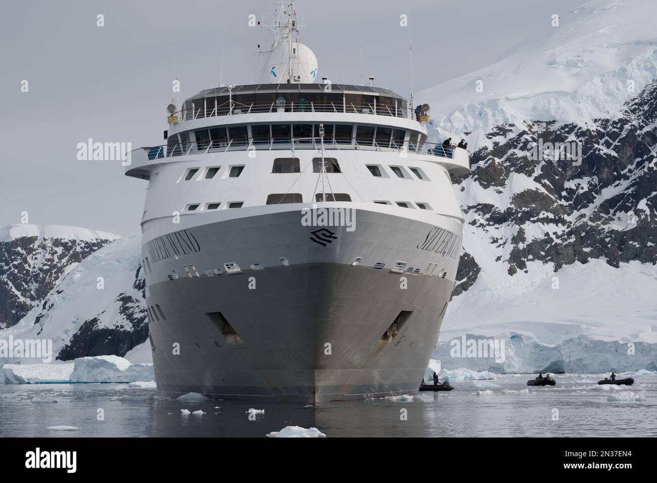 cruise ship in Antarctica Stock Photo - Alamy