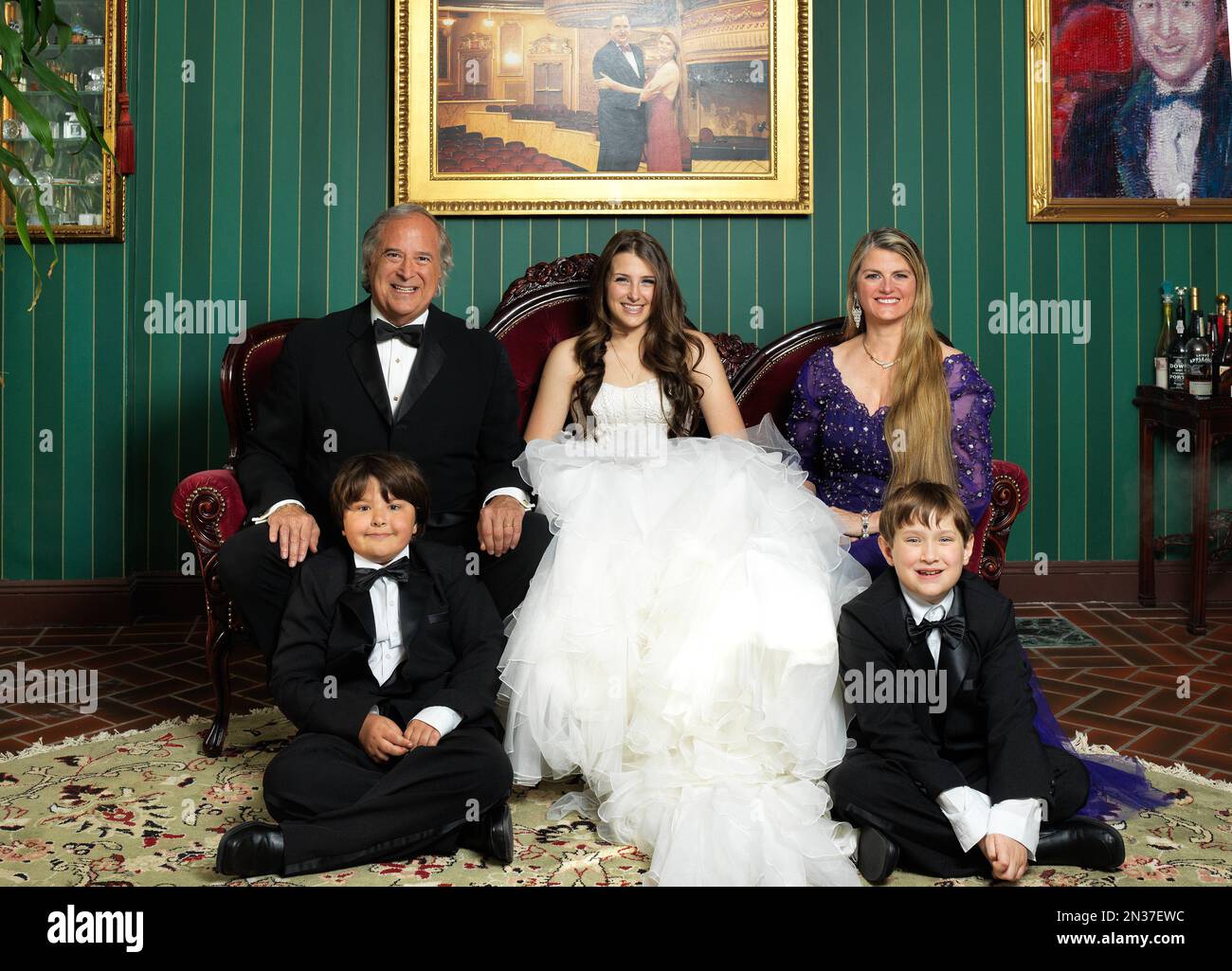 Leah Lane Poses with her family [L-R Lenny Lane, Stewart F. Lane, Leah ...