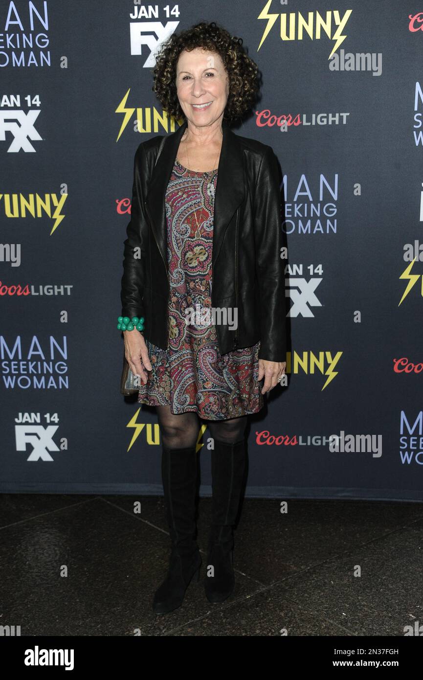 Rhea Perlman arrives at the LA Premiere Of "It's Always Sunny In ...