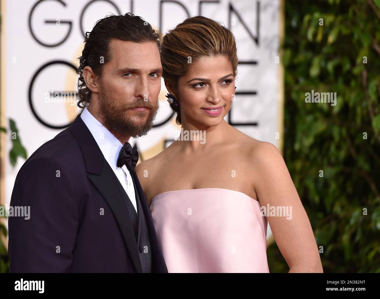 Matthew McConaughey, left, and Camila Alves arrive at the 72nd annual ...