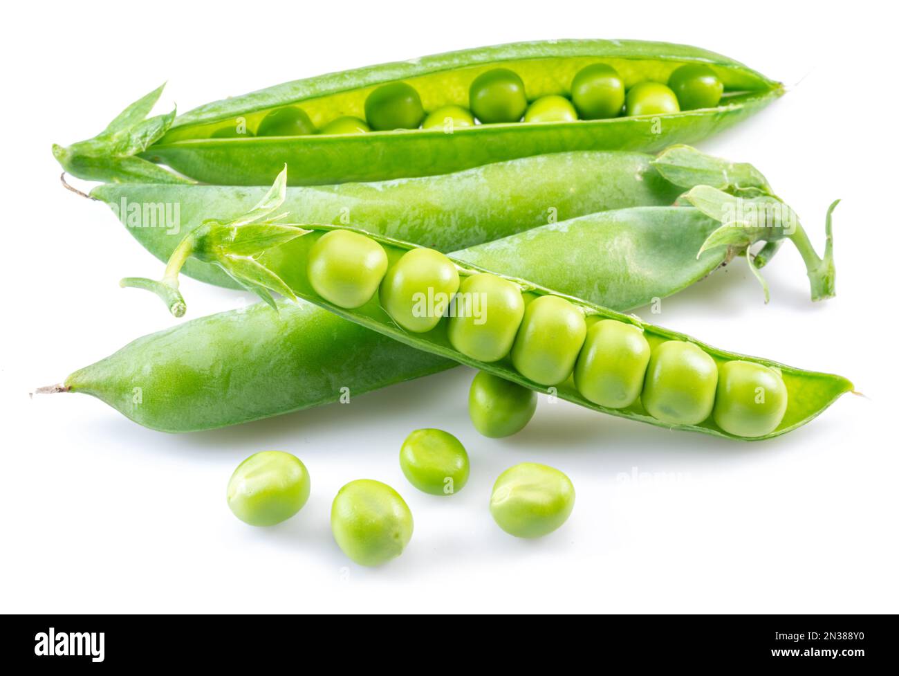 Perfect green peas in pod isolated on white background Stock Photo - Alamy