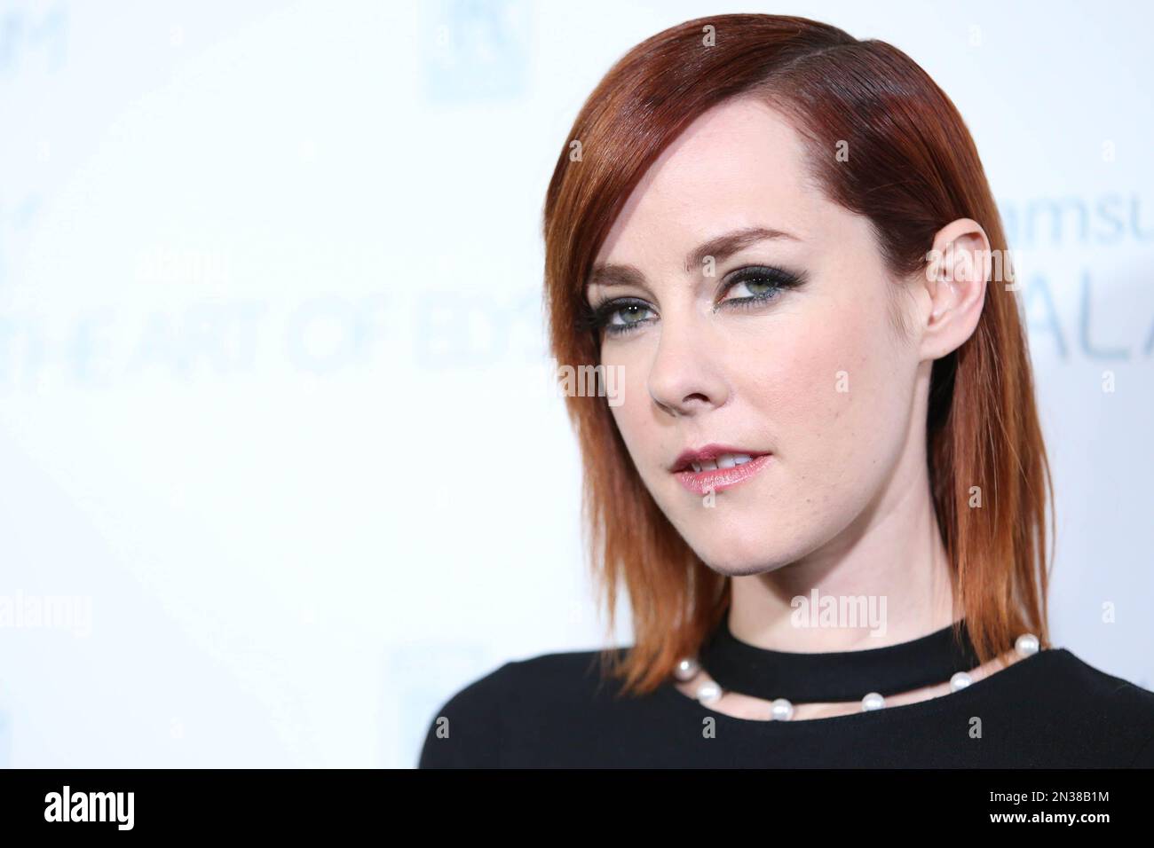 Jena Malone arrives at The Art Of Elysium Heaven Gala at Hangar 8 on ...