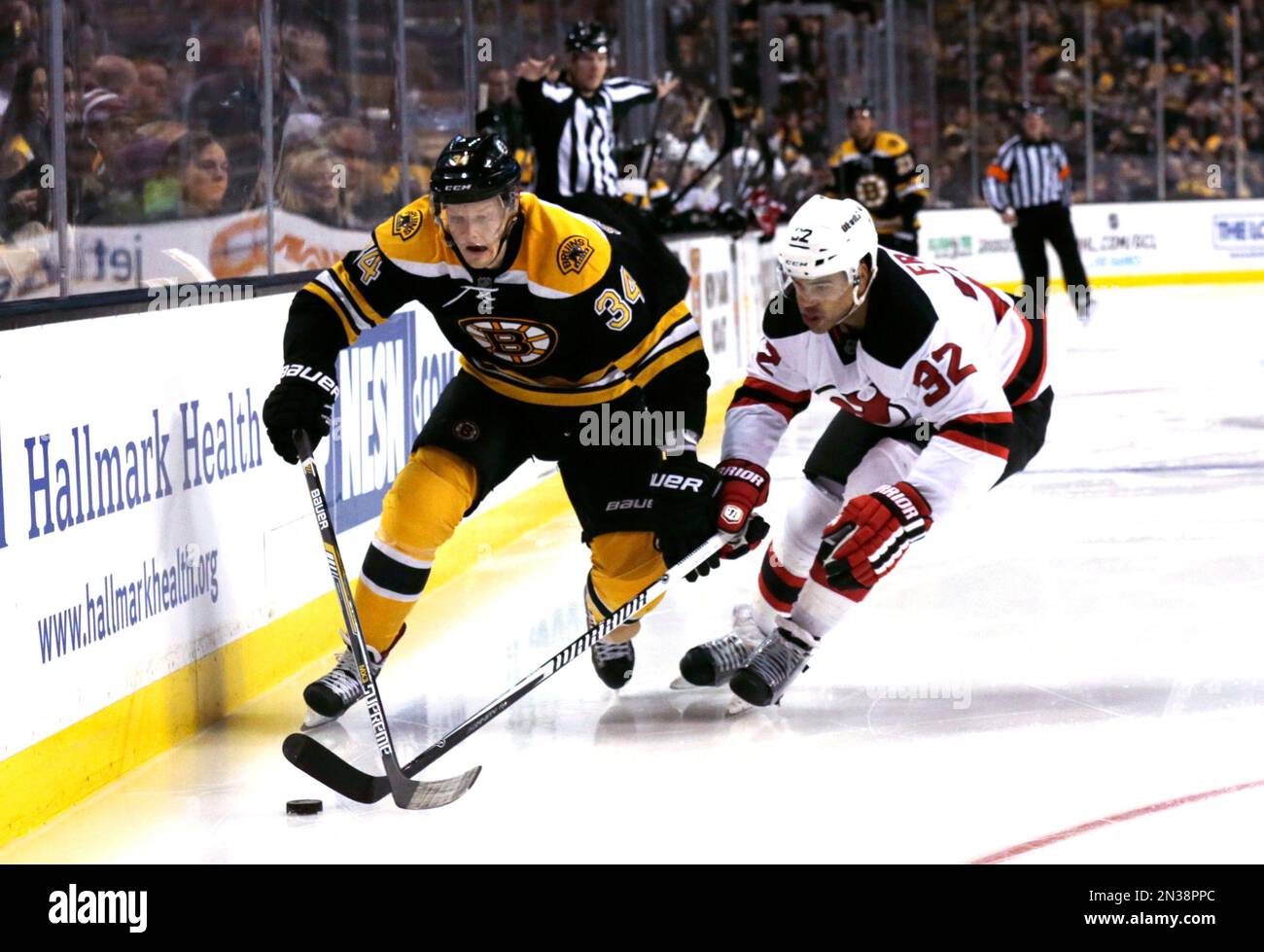 Boston Bruins center Carl Soderberg (34) skates during the second ...