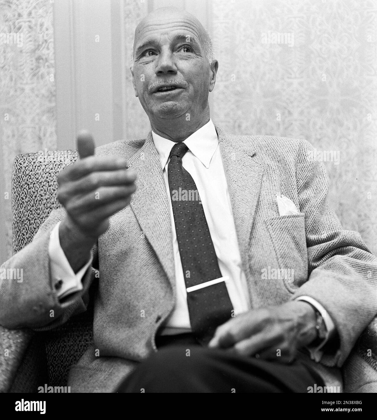 Foremost American artist, Rockwell Kent, is shown at the press ...