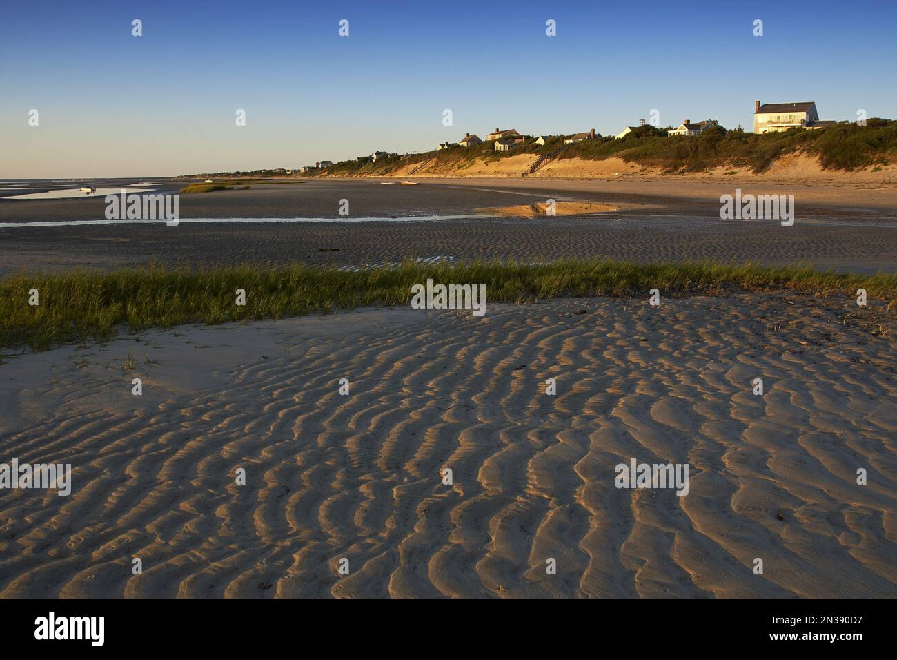 First encounter beach hi-res stock photography and images - Alamy
