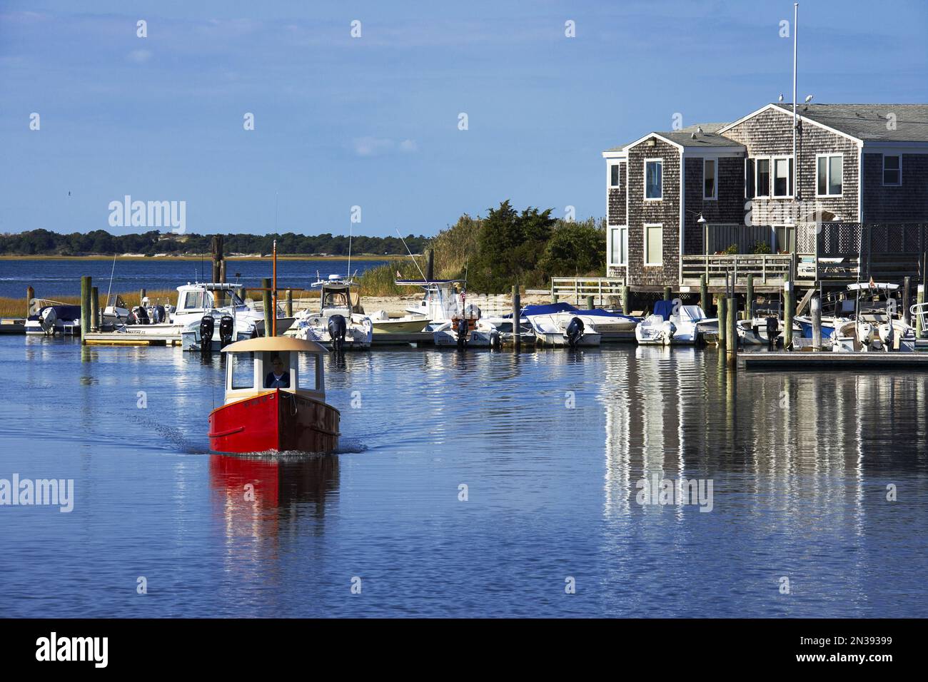 Barnstable Harbor, Barnstable, Cape Cod, Massachusetts, USA Stock Photo ...