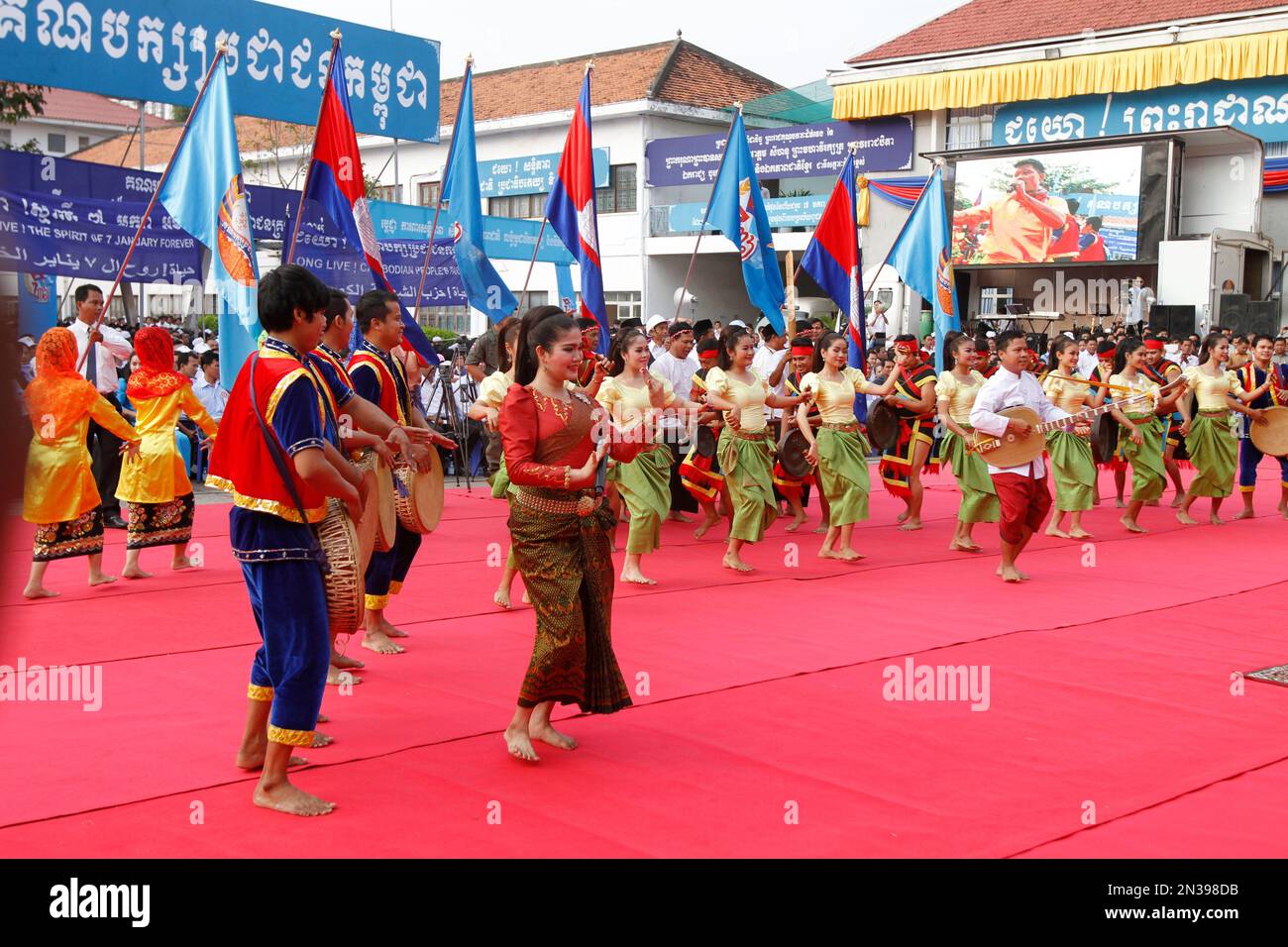 Cambodian dancers perform during an event by the ruling Cambodian ...