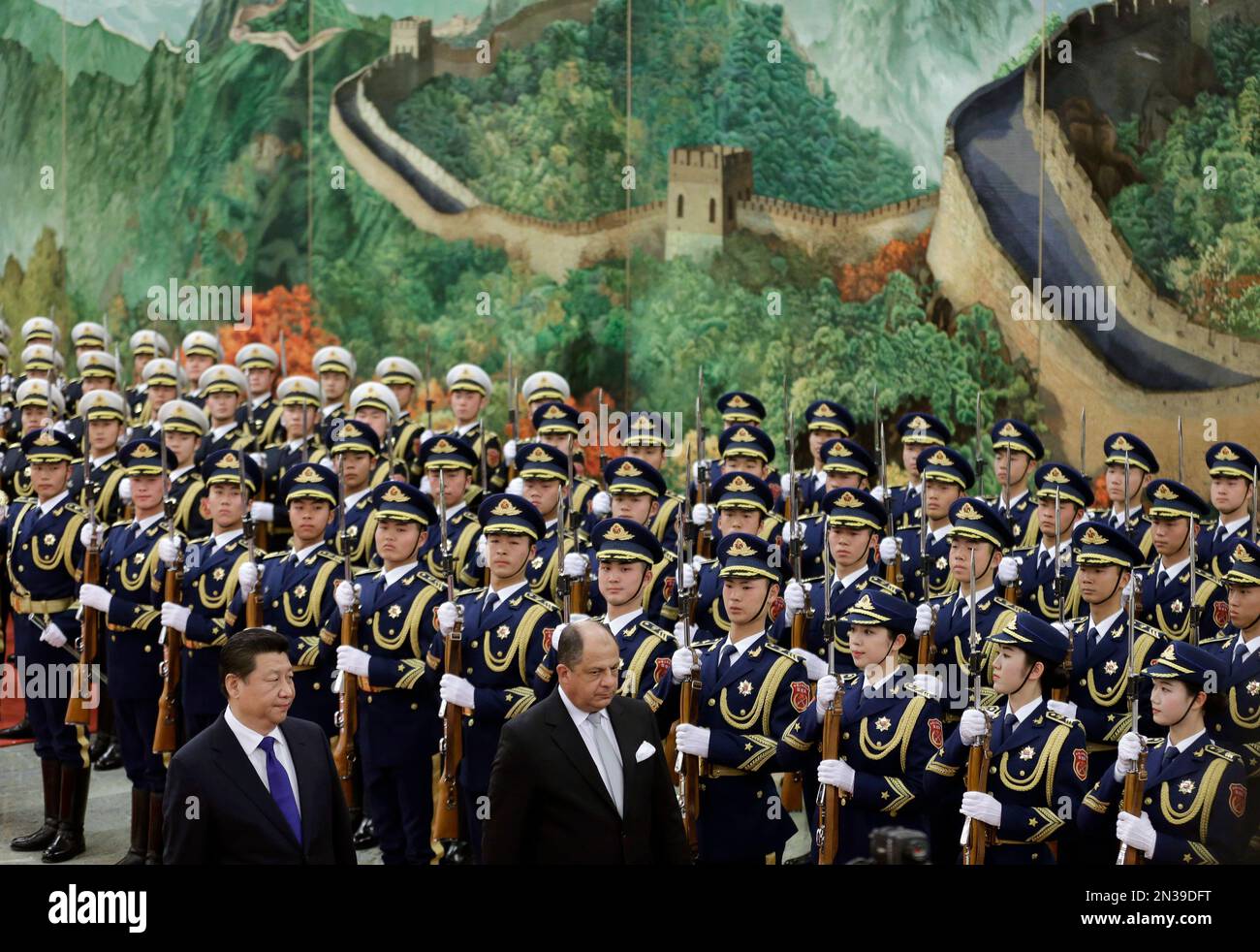 Costa Rica's President Luis Guillermo Solis, center, and Chinese ...