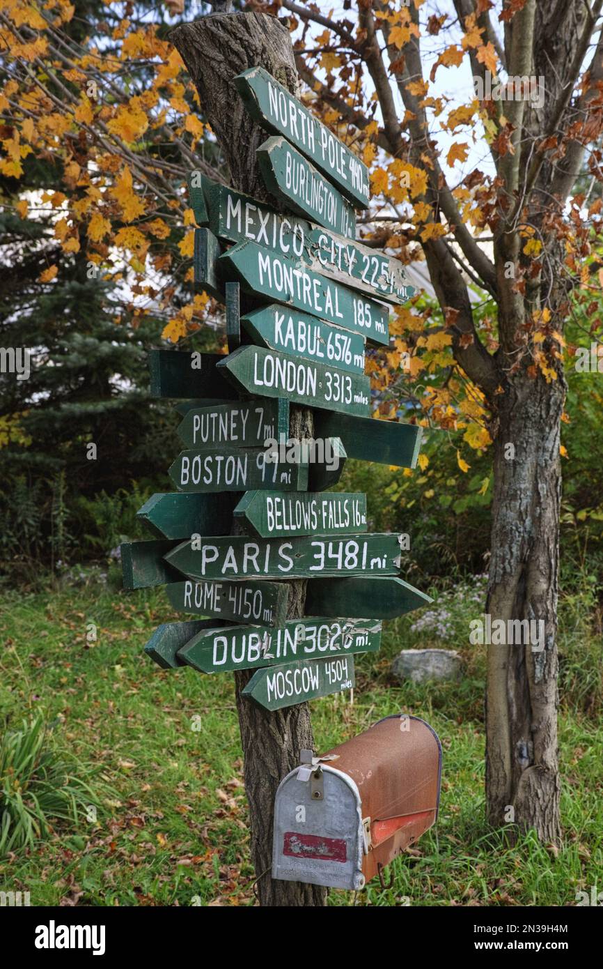 Signpost with Multiple Direction Signs, Vermont, USA Stock Photo - Alamy