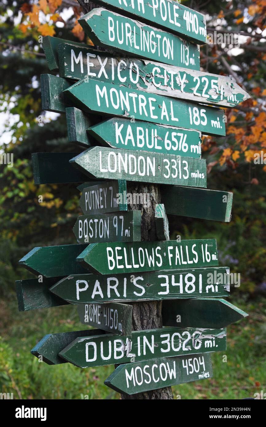Signpost with Multiple Direction Signs, Vermont, USA Stock Photo - Alamy
