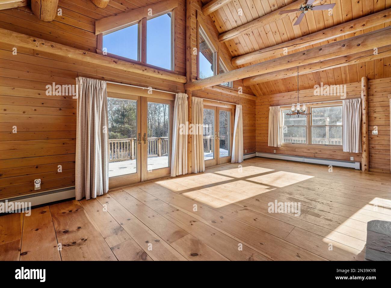Log Cabin Empty Living Room