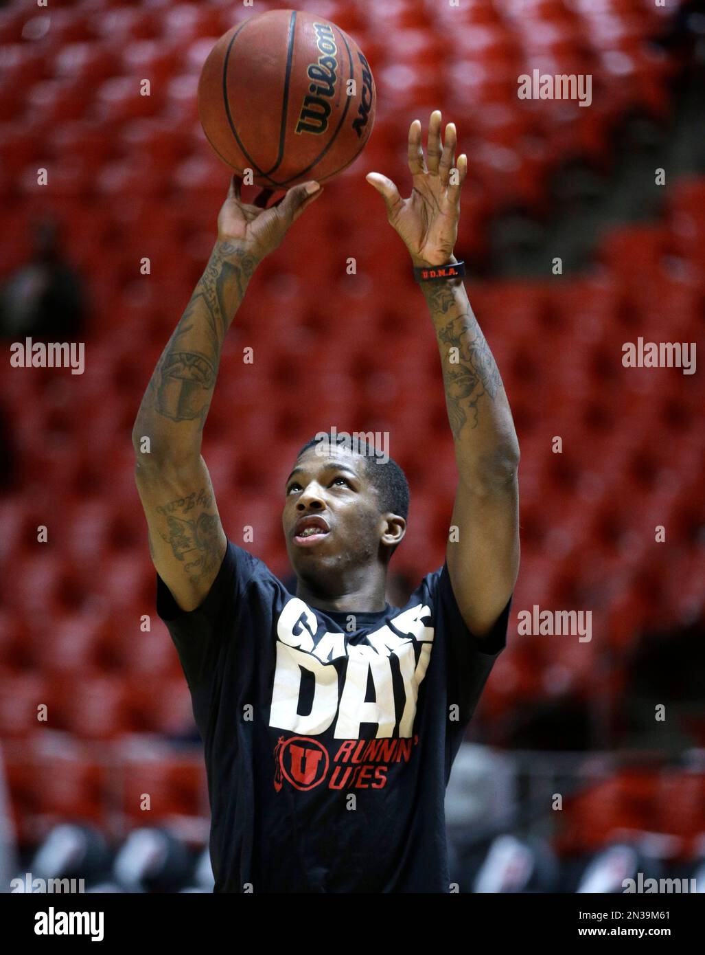 Utah guard Delon Wright (55) shoots during practice before the start of ...