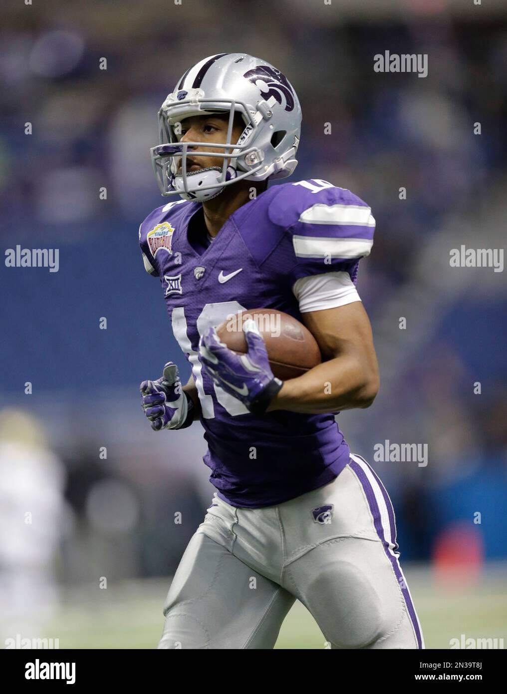 Kansas State’s Tyler Lockett (16) prior to the Alamo Bowl NCAA college ...