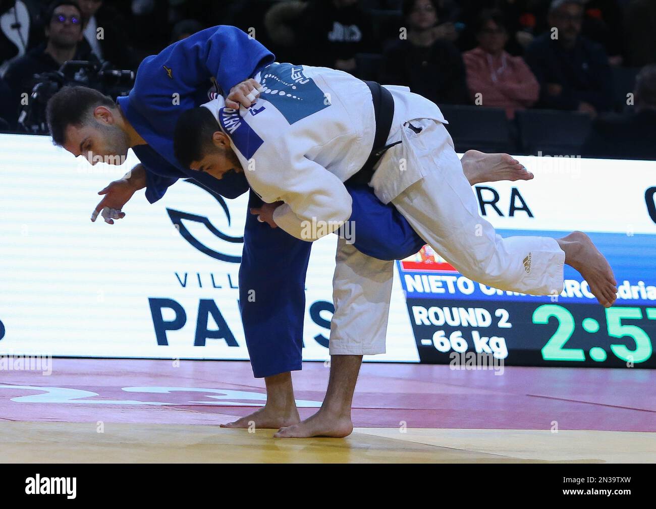 Adrian nieto hi-res stock photography and images - Alamy