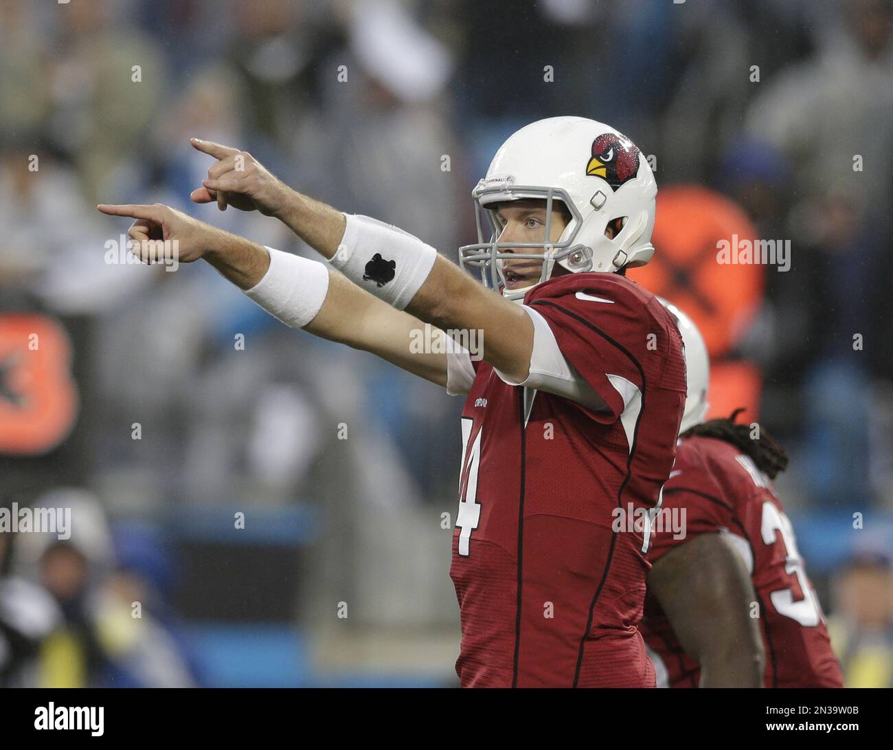 Arizona Cardinals quarterback Ryan Lindley (14) calls a play against ...