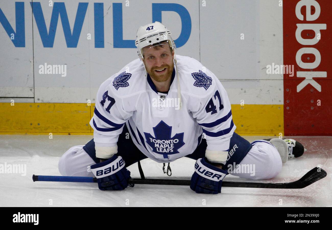 Toronto Maple Leafs center Leo Komarov (47) stretches before an NHL ...