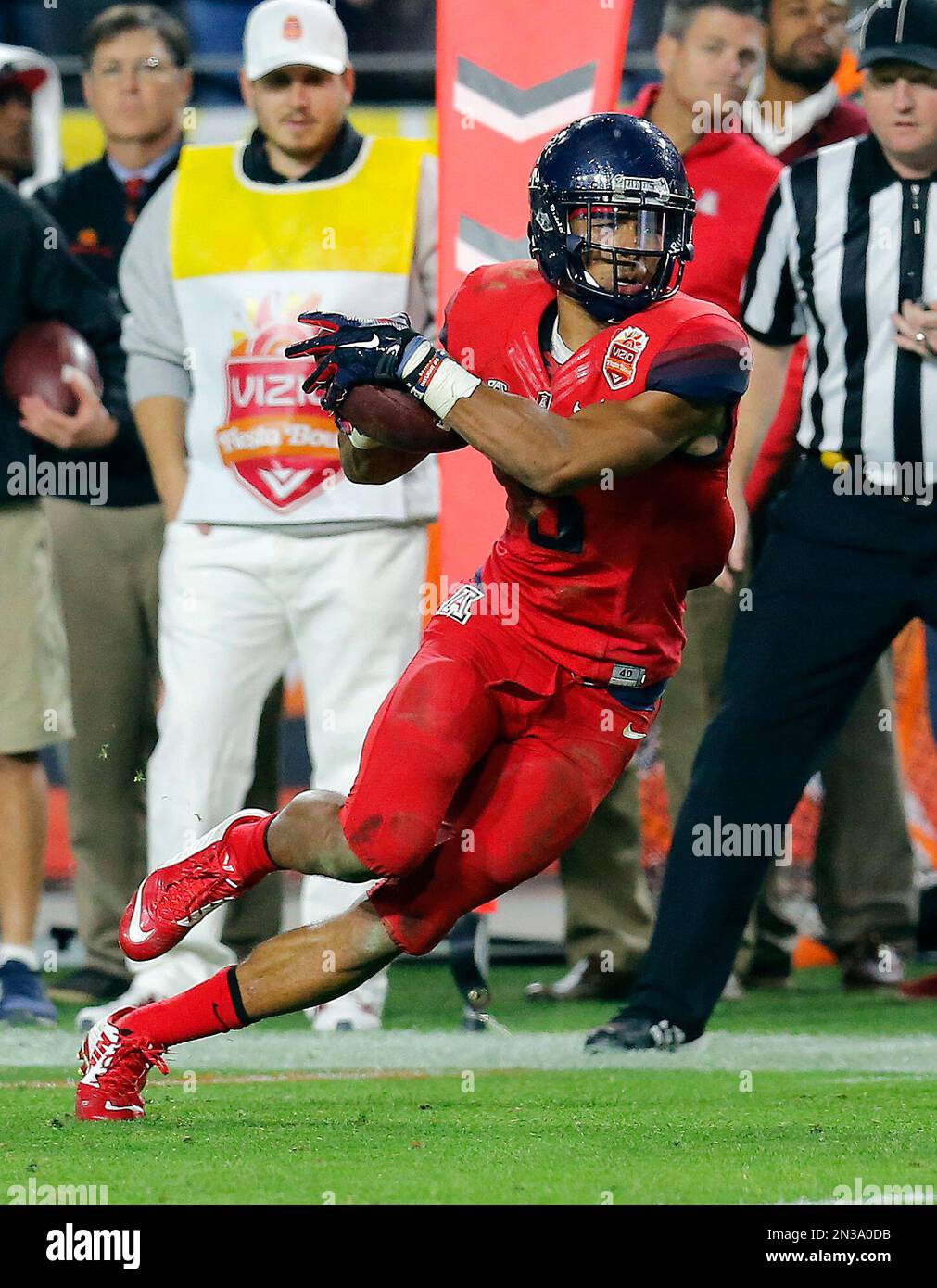 Arizona running back Trey Griffey (5) in the first half during the ...