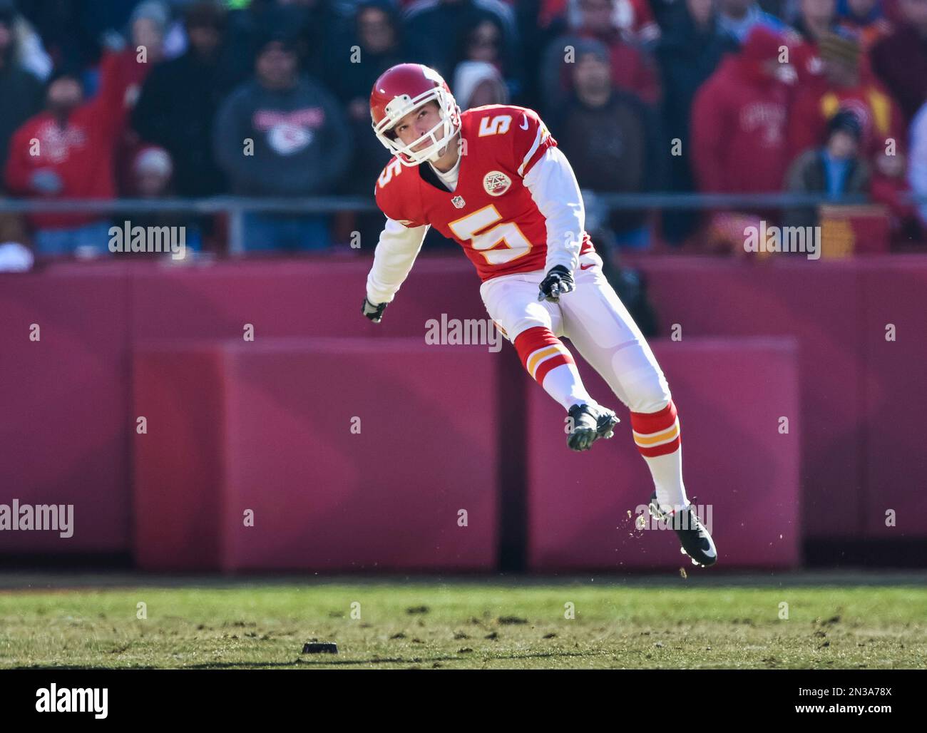 Kansas City Chiefs kicker Cairo Santos (5) kicks off against the San ...