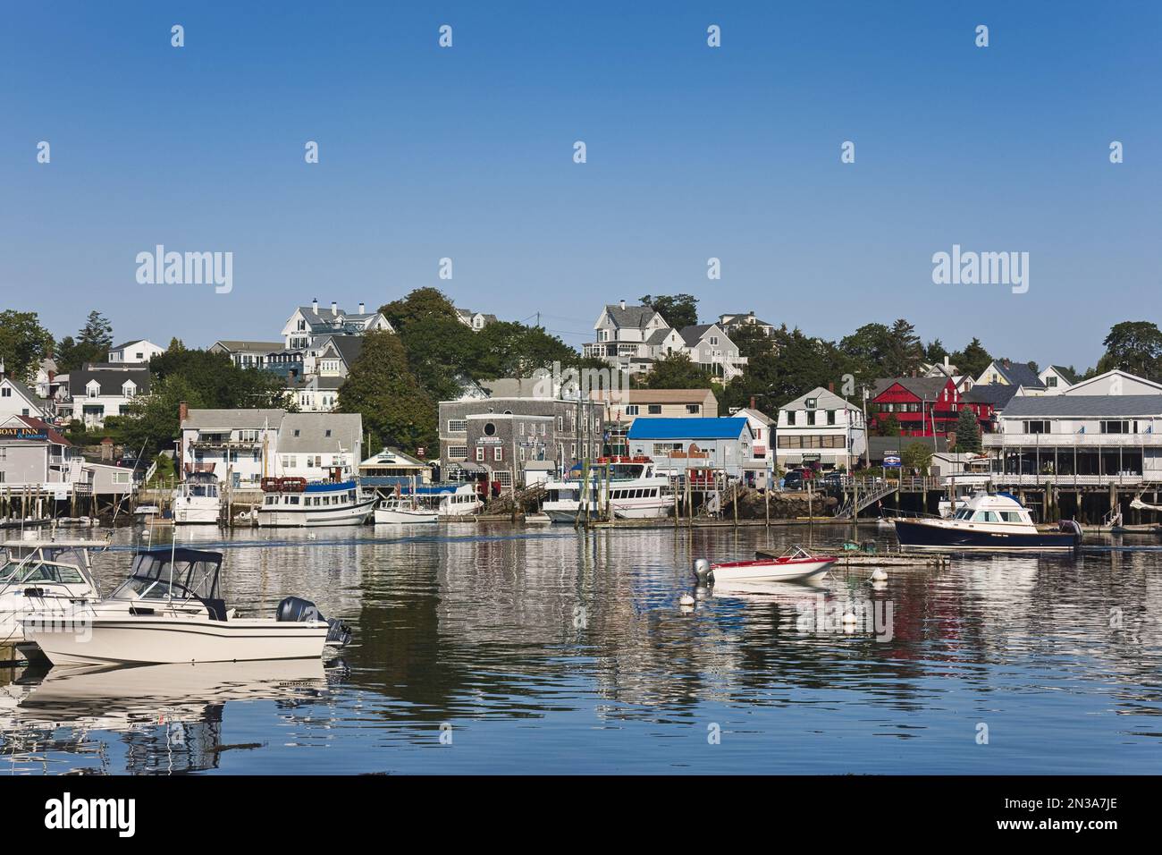 Boothbay harbor sailing hi-res stock photography and images - Alamy