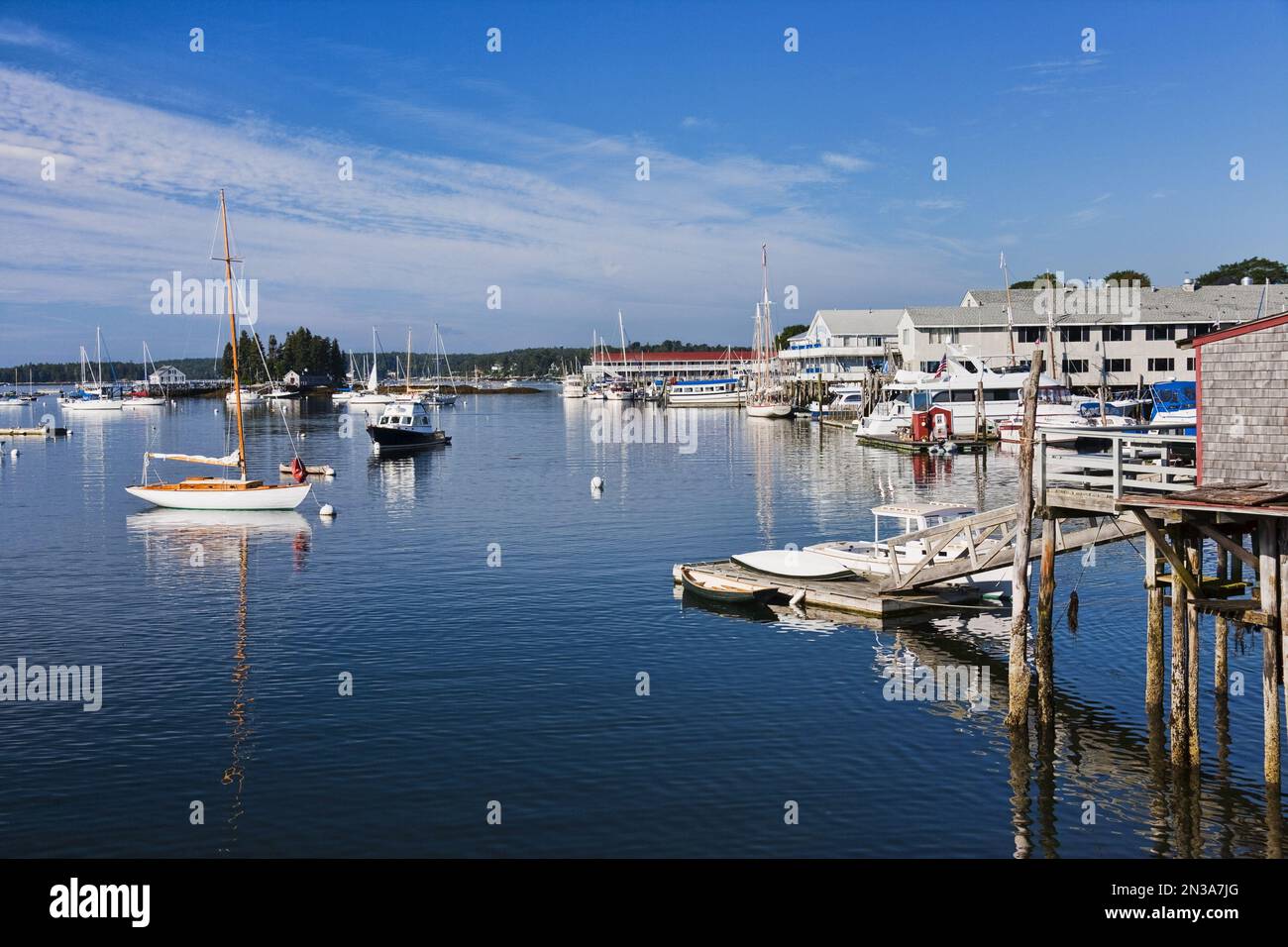 Boothbay harbor boat hi-res stock photography and images - Alamy
