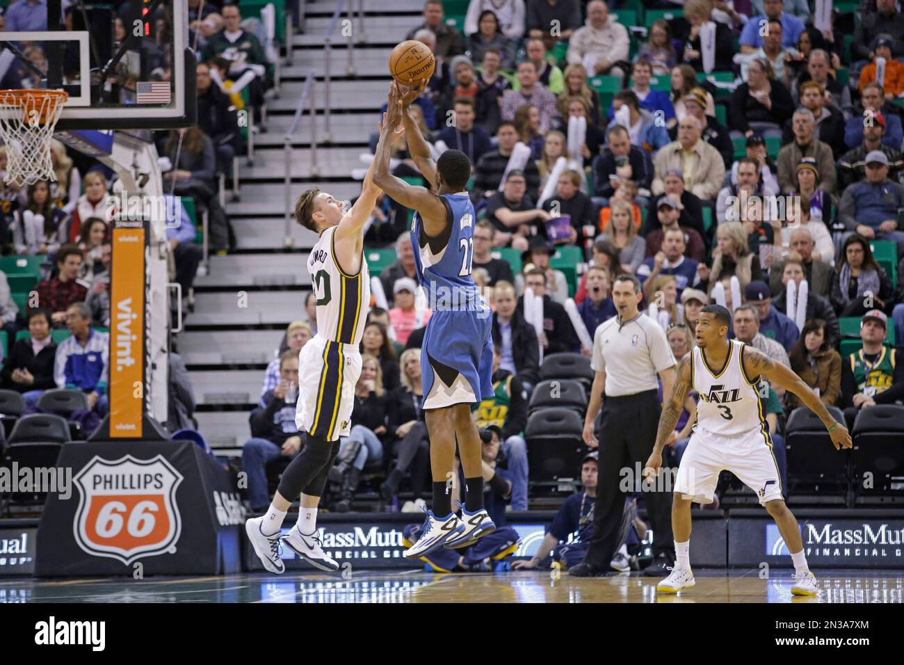 Minnesota Timberwolves forward Andrew Wiggins (22) shoots as Utah Jazz ...