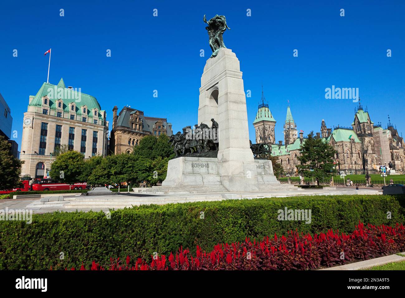 Confederation square hi-res stock photography and images - Alamy
