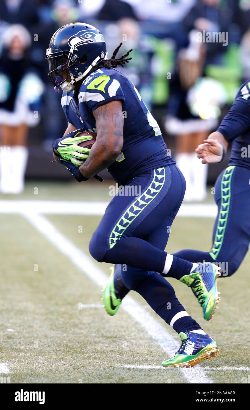 Seattle Seahawks Running Back Marshawn Lynch #24 in action, during the ...