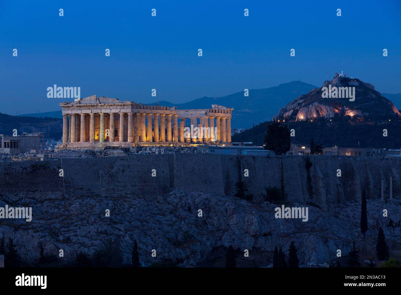 Parthenon greece exterior color hi-res stock photography and images - Alamy